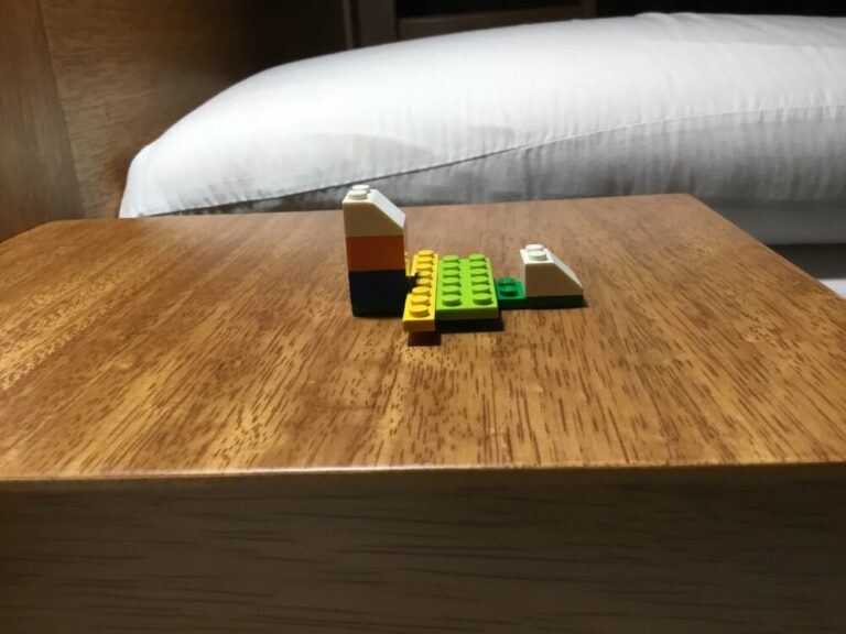 How to make a mini Lego airplane - Oliver's Legos, stories and more